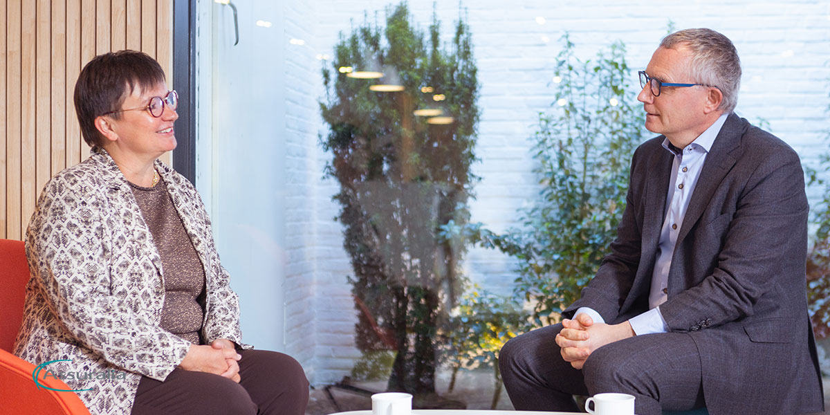 Hilde Vernaillen et Hein Lannoy, présidente et CEO d'Assuralia ...